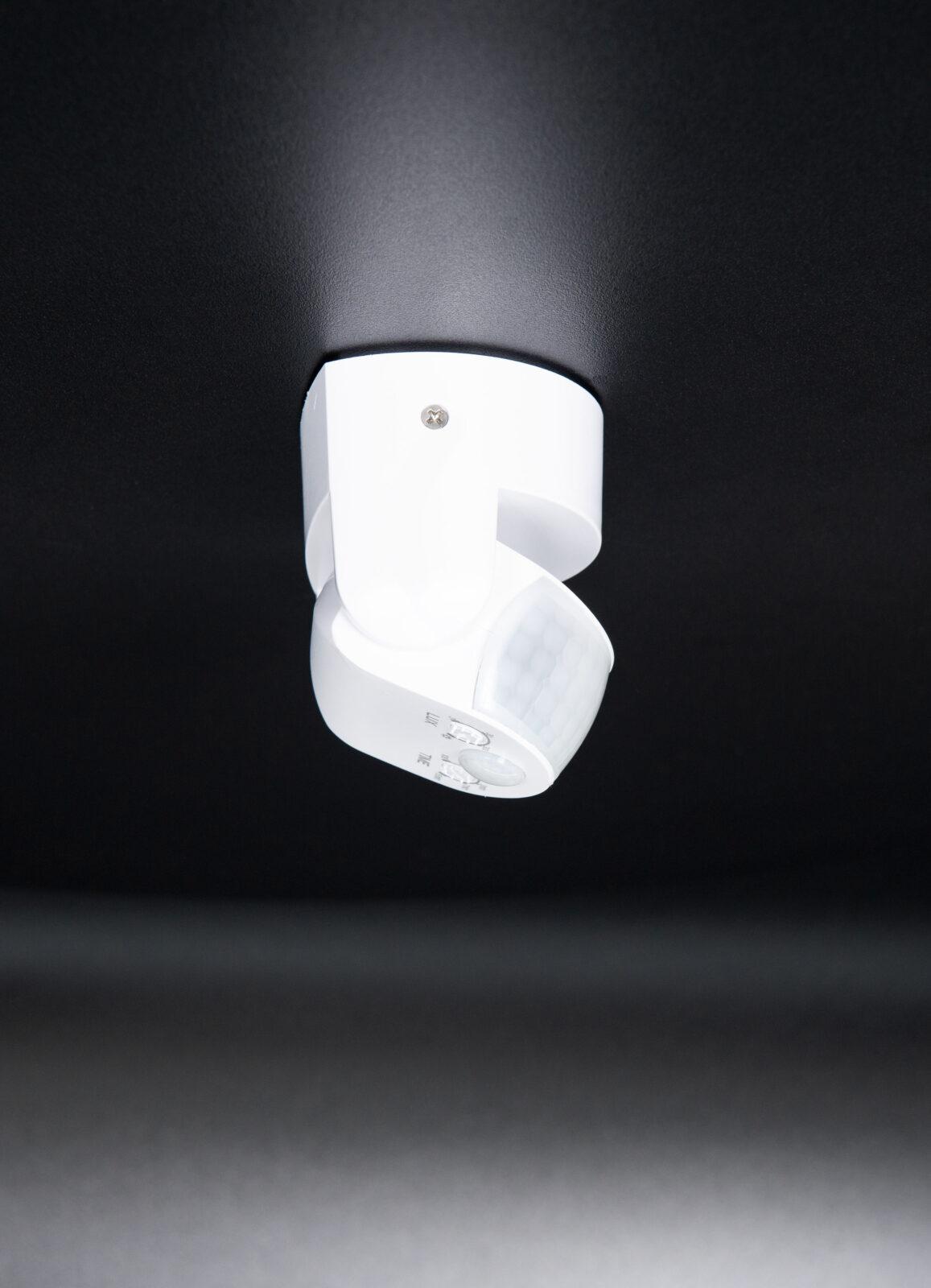 PIR SENSORS | White Internal and External Adjustable PIR Sensor | ES ...